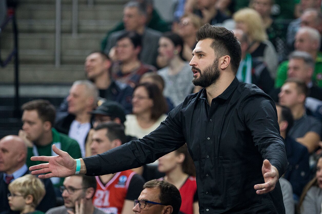 Kleiza oficialiai perleido turėtas „Ryto“ dalis, į klubo administraciją ...