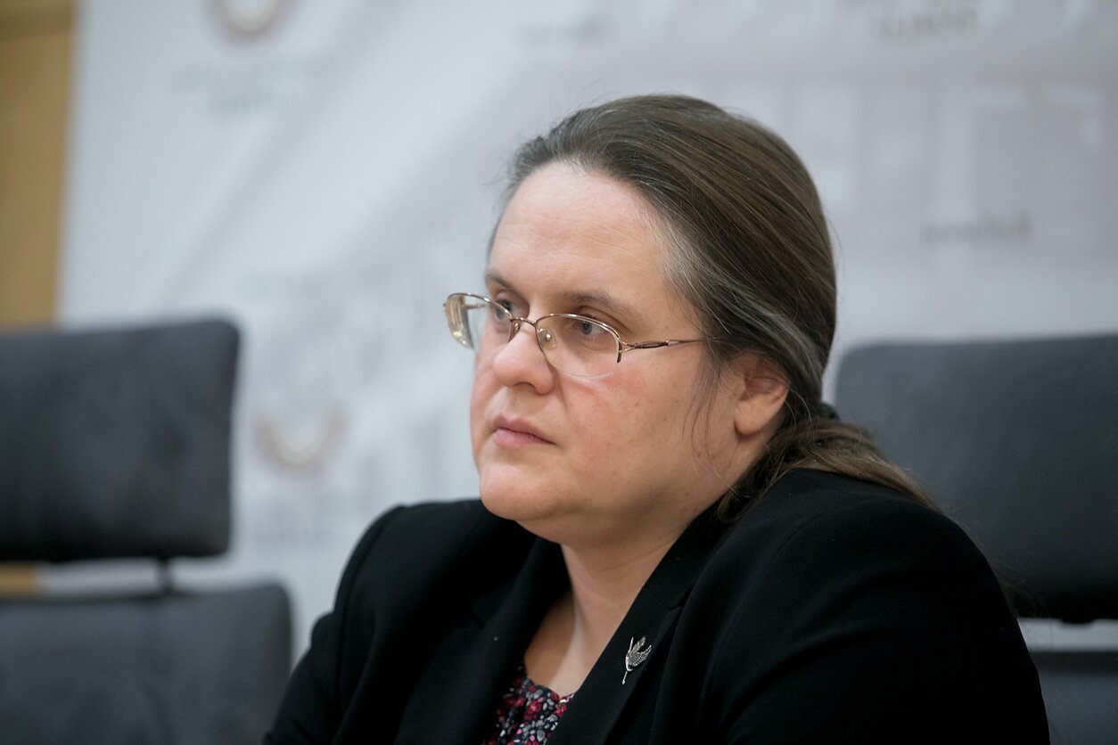 Širinskienė: diskusijos dėl Seimo narių atostogų grįš pavasarį - LRT