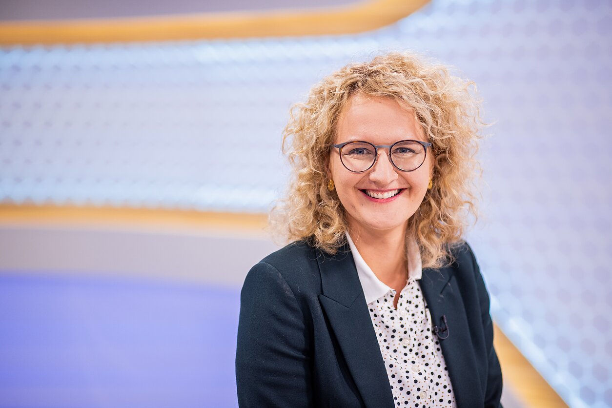 Aušrinė Armonaitė - Tema - LRT