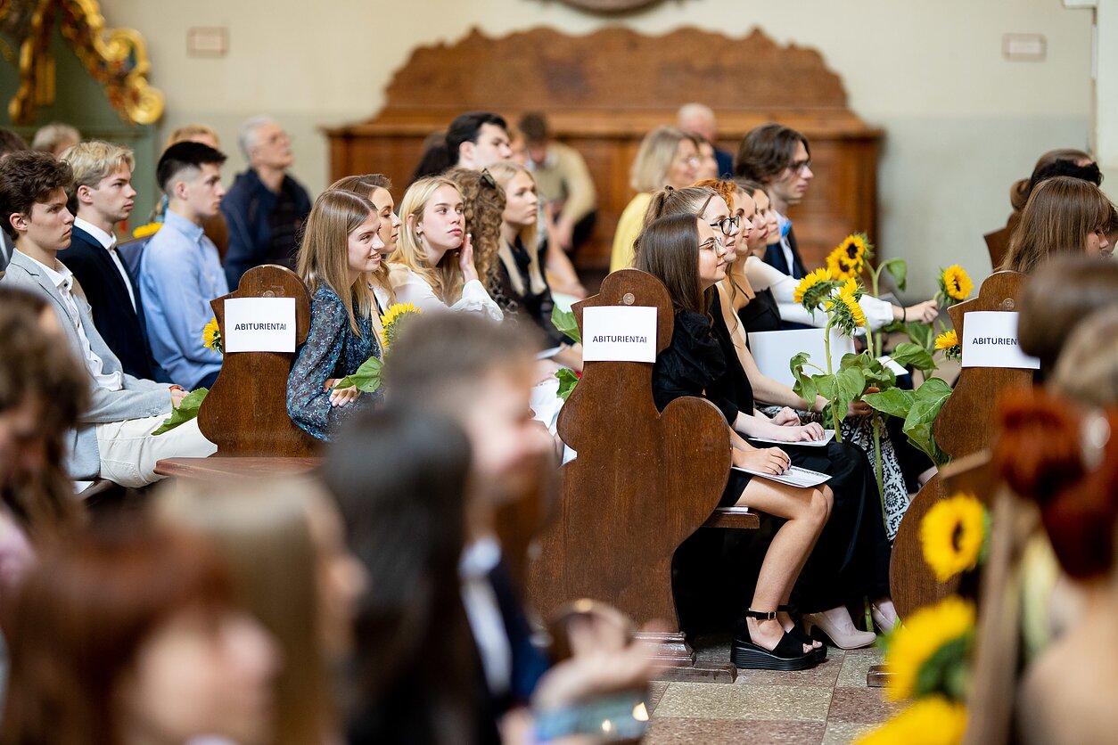 Abiturientai negaus popierinio atestato – dėl pokyčių dalis mokyklų ...