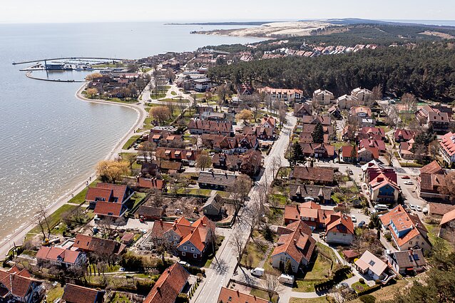 Nidoje plečia vasarą galiosiančias mokamo parkavimo zonas: raudonoje ...