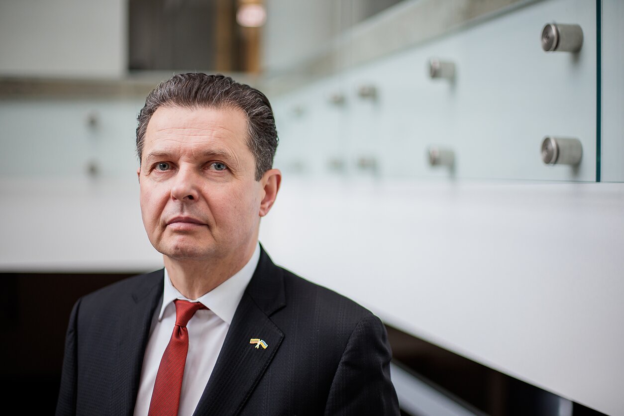 STT vertina informaciją dėl galimo Gedvilo palankumo degalinių tinklui ...