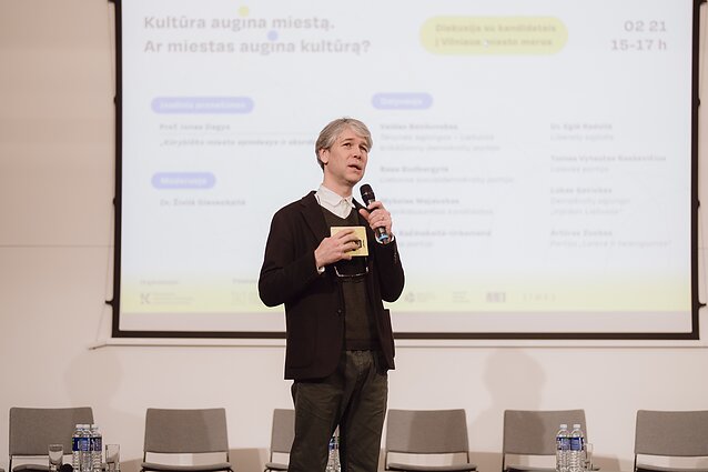 Kandidatai į Vilniaus merus diskutavo apie sostinės kultūrą: išdalijo ...