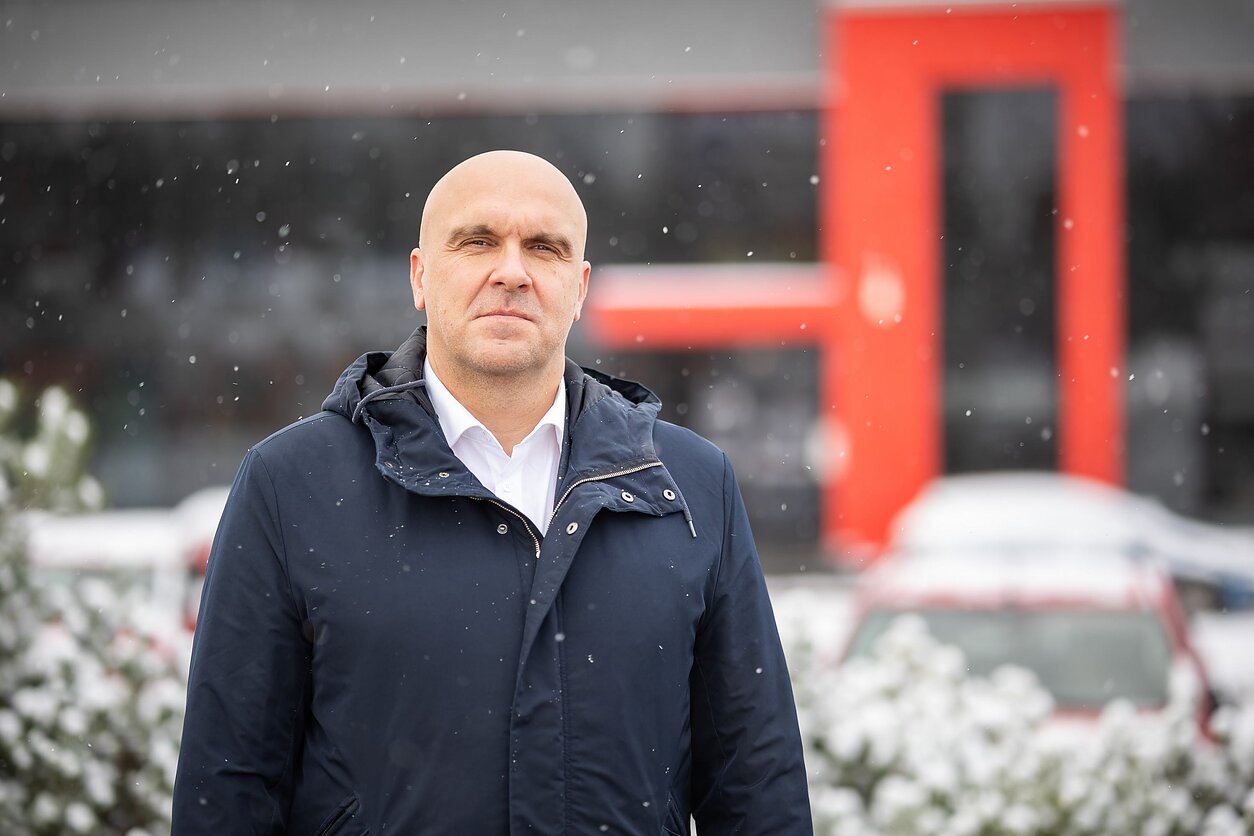 „Detonui“ vadovauja buvęs „Grindos“ vadovas Andrius Griškevičius - LRT