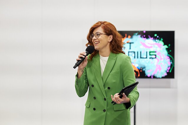Premijomis apdovanoti šiuolaikinio meno mugės „ArtVilnius’23 ...