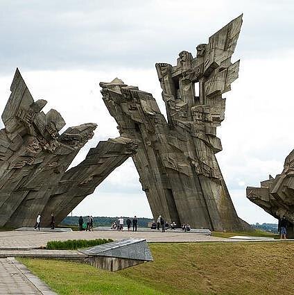 Kultūros savaitė. Iš IX forto pabėgusių kalinių istorija, metų ...