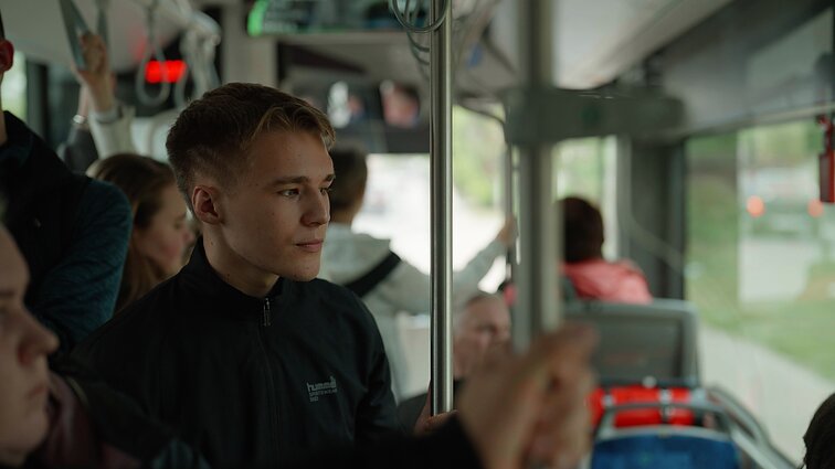 Filmas „Karta.EU“ tęsia kelionę po Lietuvos kino teatrus - LRT