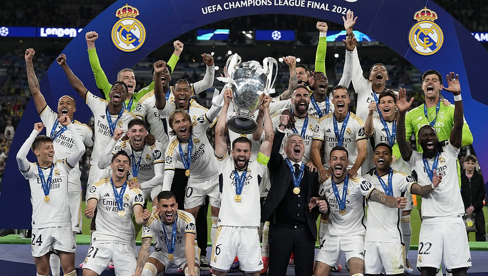 Madrido „Real“ po 2 metų pertraukos ir vėl stipriausia futbolo komanda ...