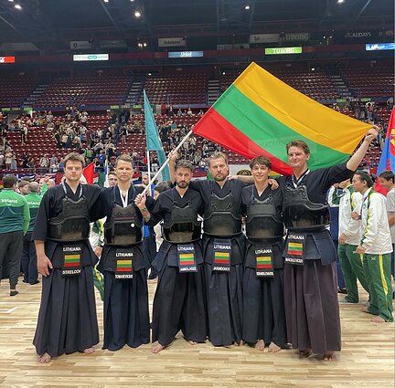 Lietuvos kendo rinktinė pasiekė istorinį rezultatą pasaulio kendo ...