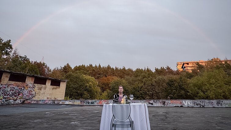Gimtadienį švenčiantis Gebrasy pristato naują klipą: kantrybės ribos ir ...