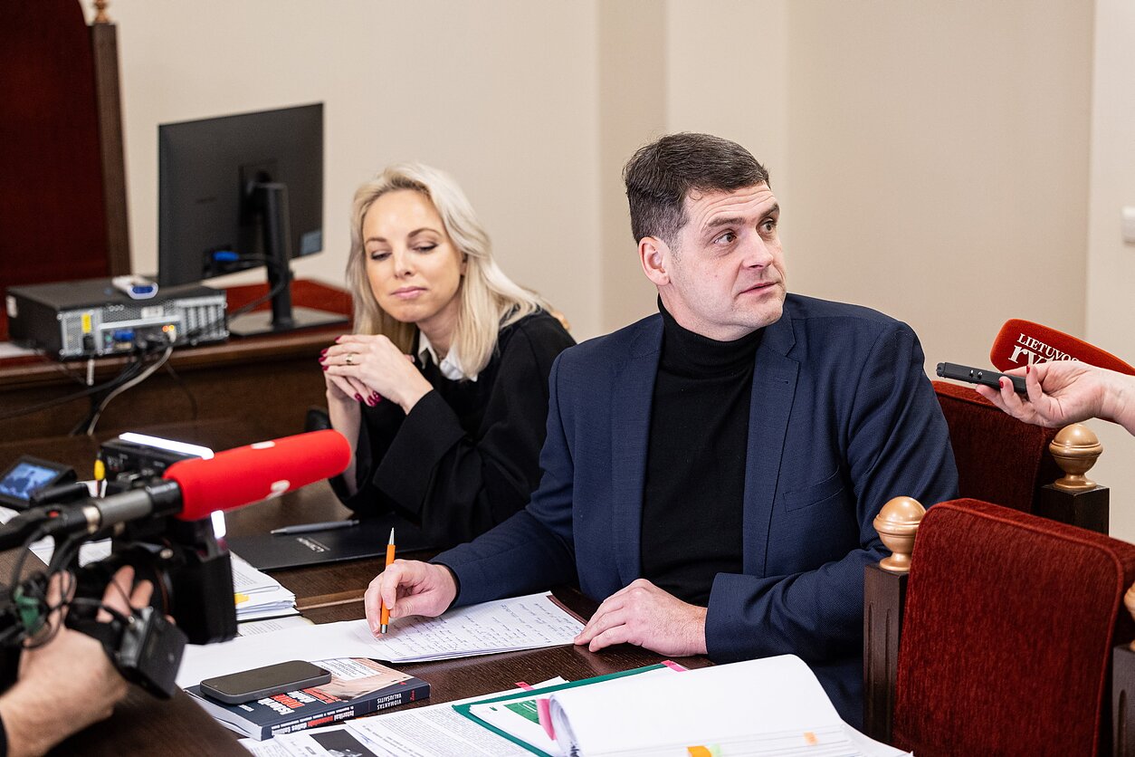Istorikė Žemaitaičio teisme: nėra duomenų dėl išskirtinio žydų indėlio ...