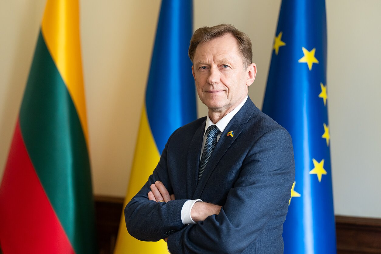 Šarūnas Birutis. Kultūra pigesnė už ginklus, bet veiksmingesnė ...