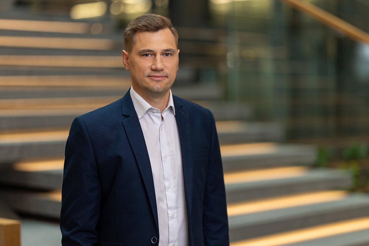 Linas Mickus. Biudžeto deficitas – Prancūzijos politinės krizės ...