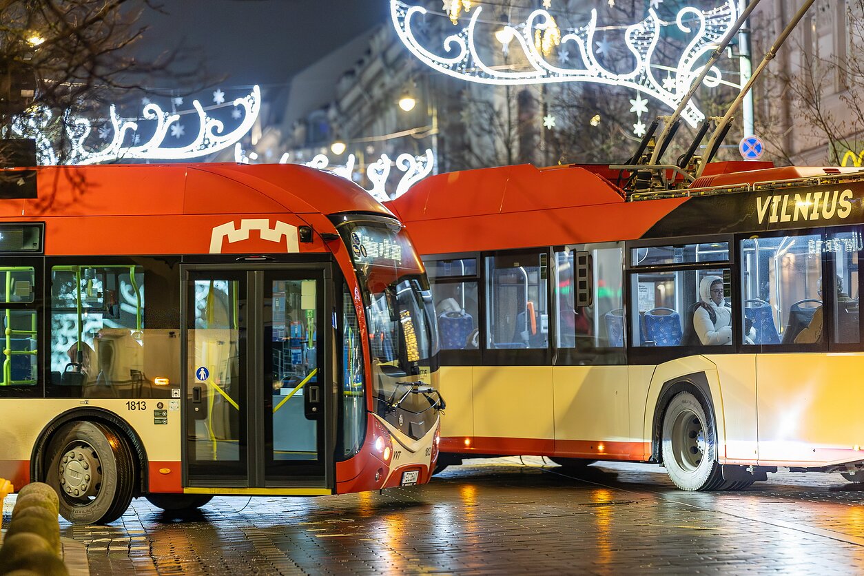 Kaip švenčių dienomis kursuos viešasis transportas Vilniuje? - LRT