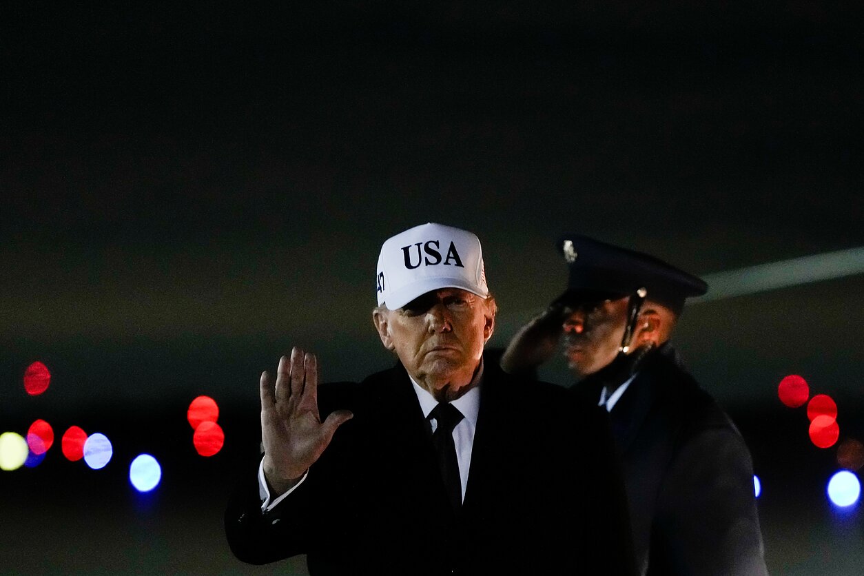 Trumpas ragina iraniečius perimti valdžią: pagalba jau pakeliui - LRT