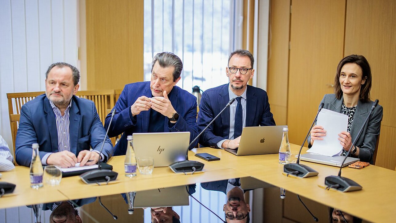 Iš LRT darbo grupės pasitraukė TS-LKD, likusieji sutarė didinti tarybos ...